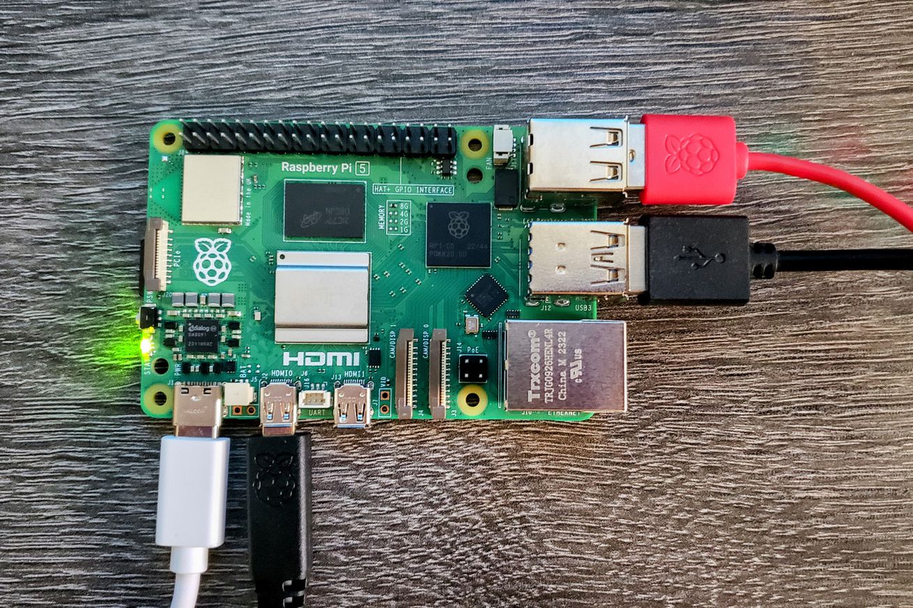 Raspberry Pi Is Going Public To Expand Its Range Of Tiny Computers Msi Net Inc And Mcloudserv 8157